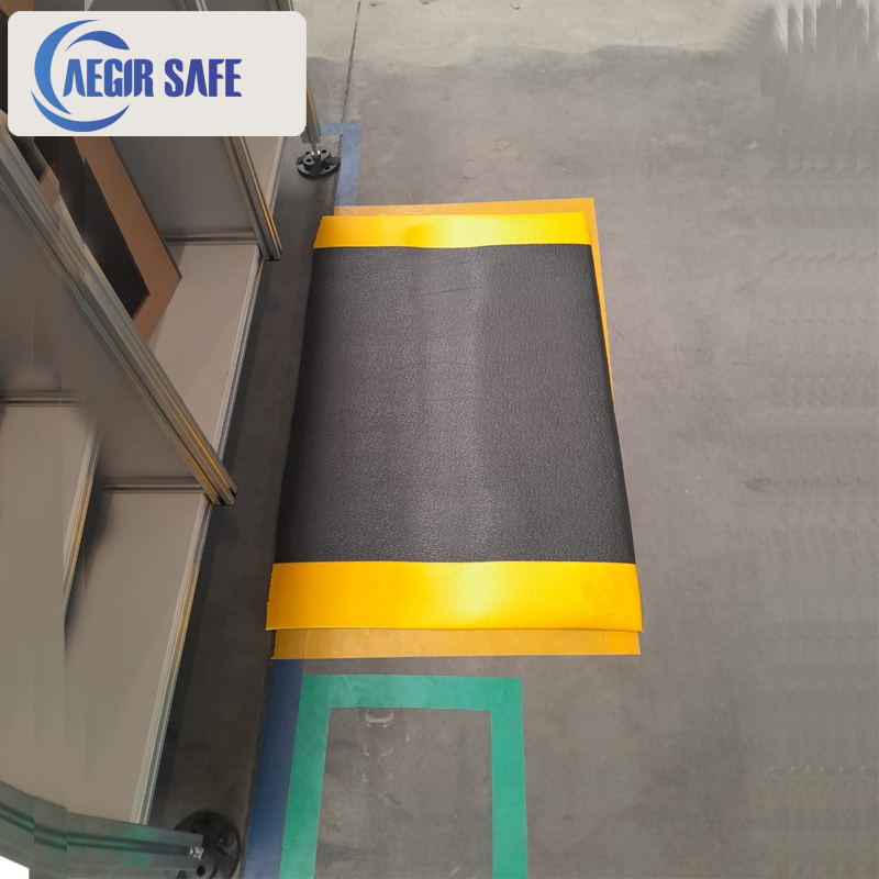 MEDIUM DUTY DIAMOND PLATE PVC SPONGE ANTI FATIGUE MATS - Aegir ...